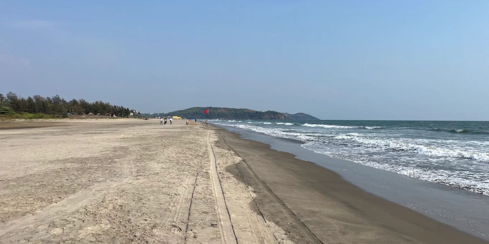 LetsGoa - Full Day North Goa Tour | Beaches, Forts & Sightseeing Fun